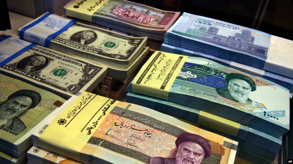 Iran to slash four zeros from currency in 2025, chief banker says ...